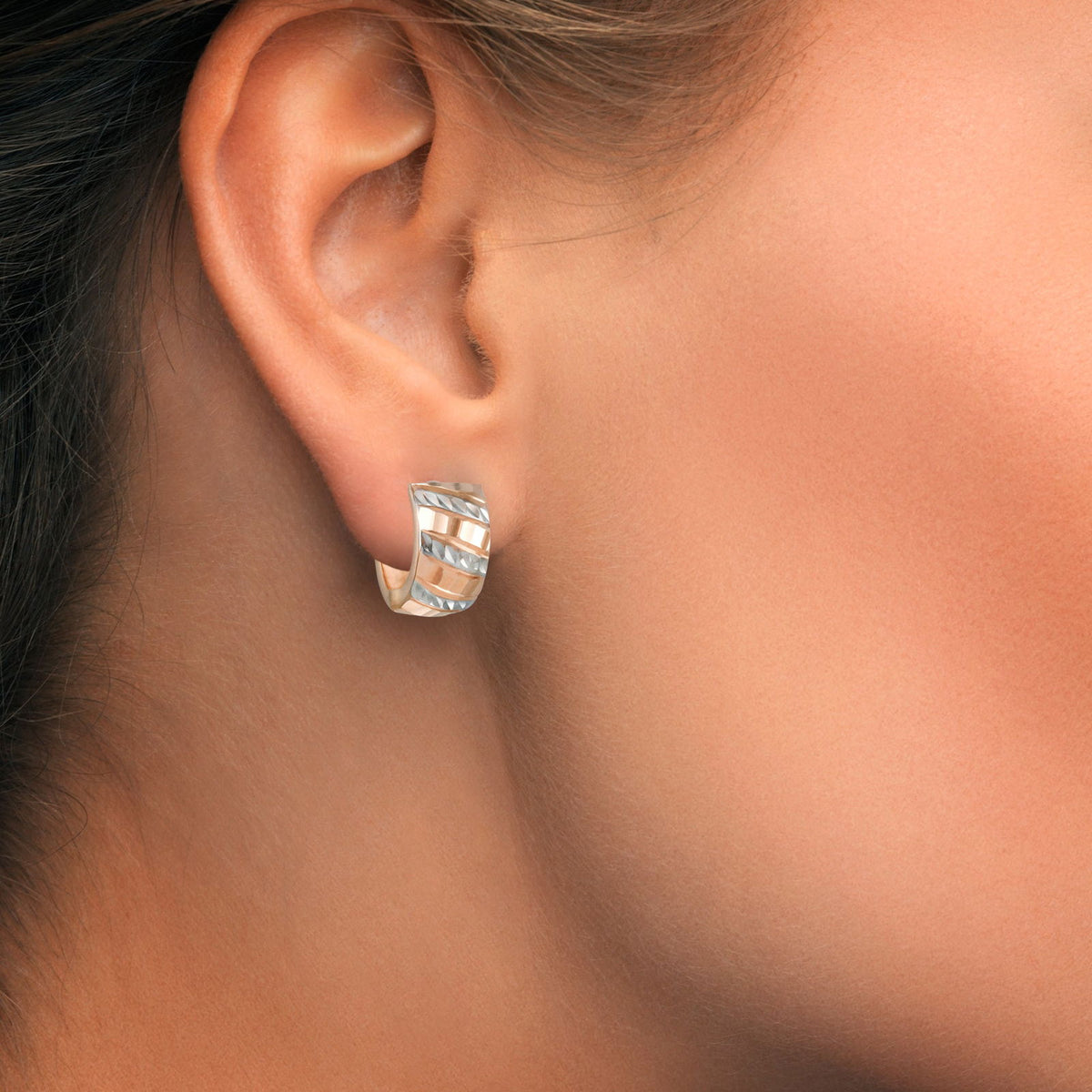 14K Gold Diamond Cut Huggie Hoop Earrings. Made in Turkey – I Heart Jewels